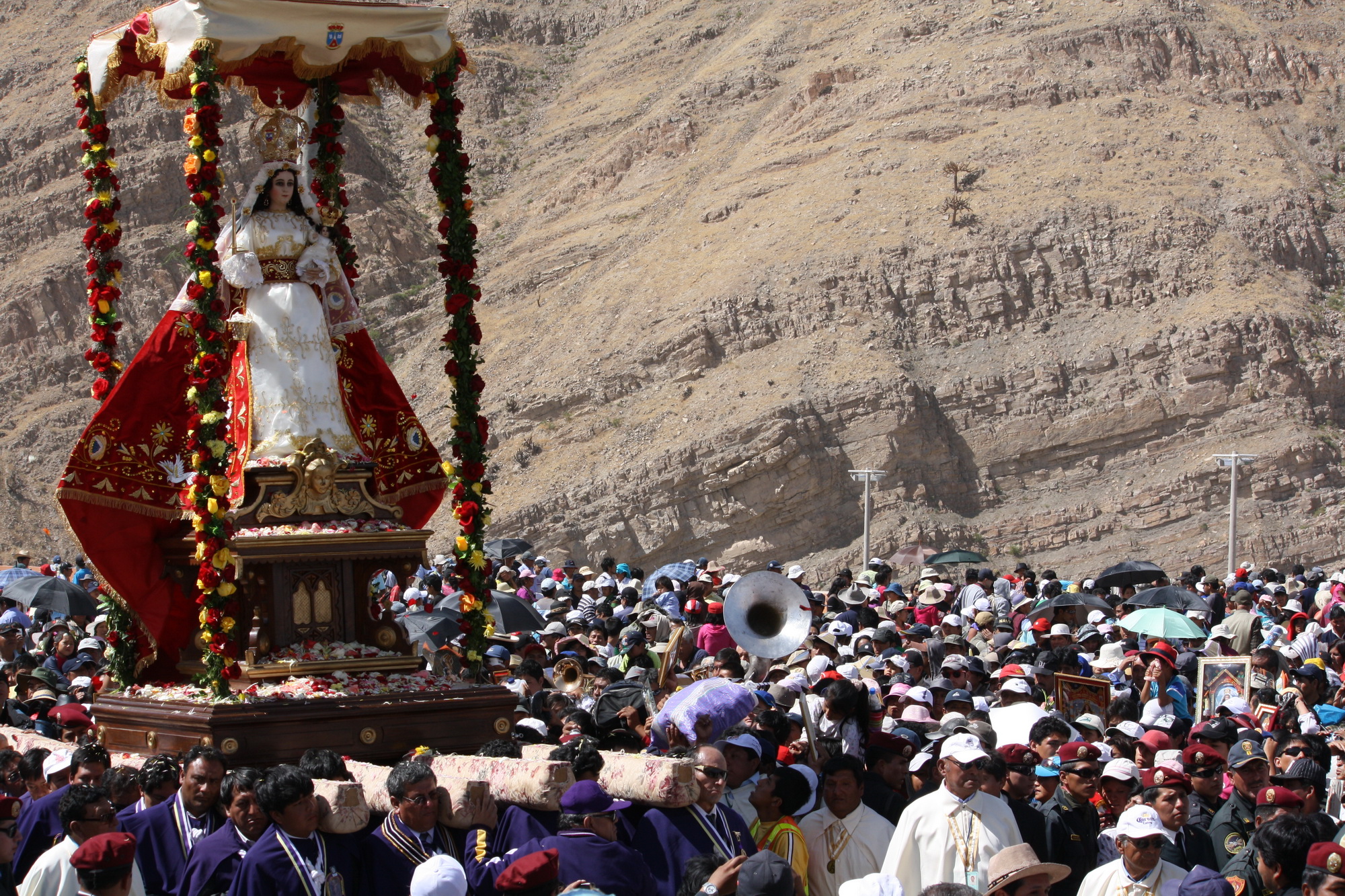 Arequipa - Virgen de Chapi. - Peru Paradise Travel